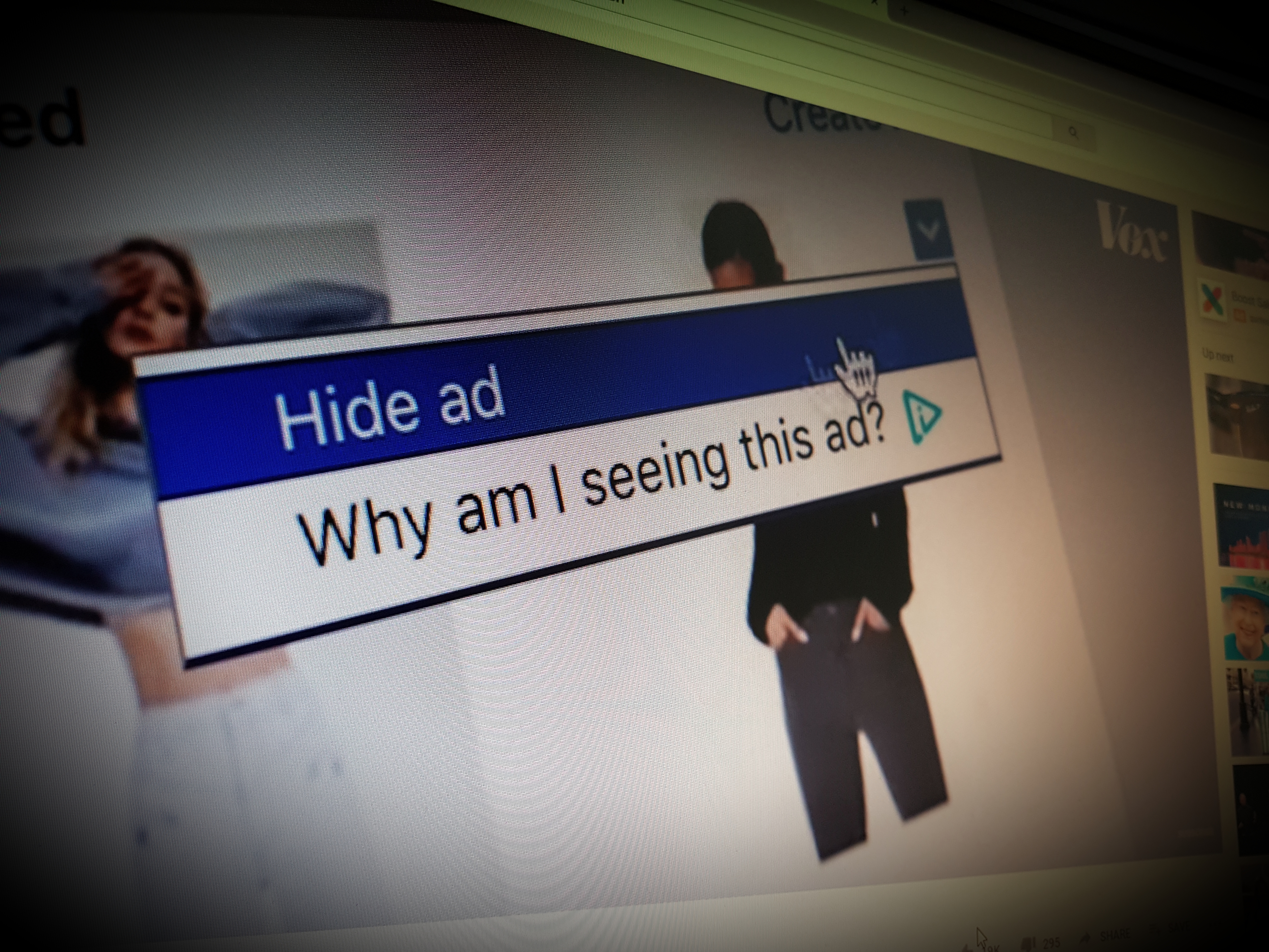 How ads follow you around the internet - Simfin | Esafety, safeguarding ...